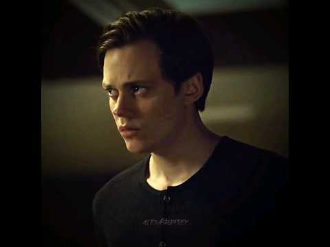 ROMAN WHAT!? •• #romangodfrey #billskarsgard #edit #shorts