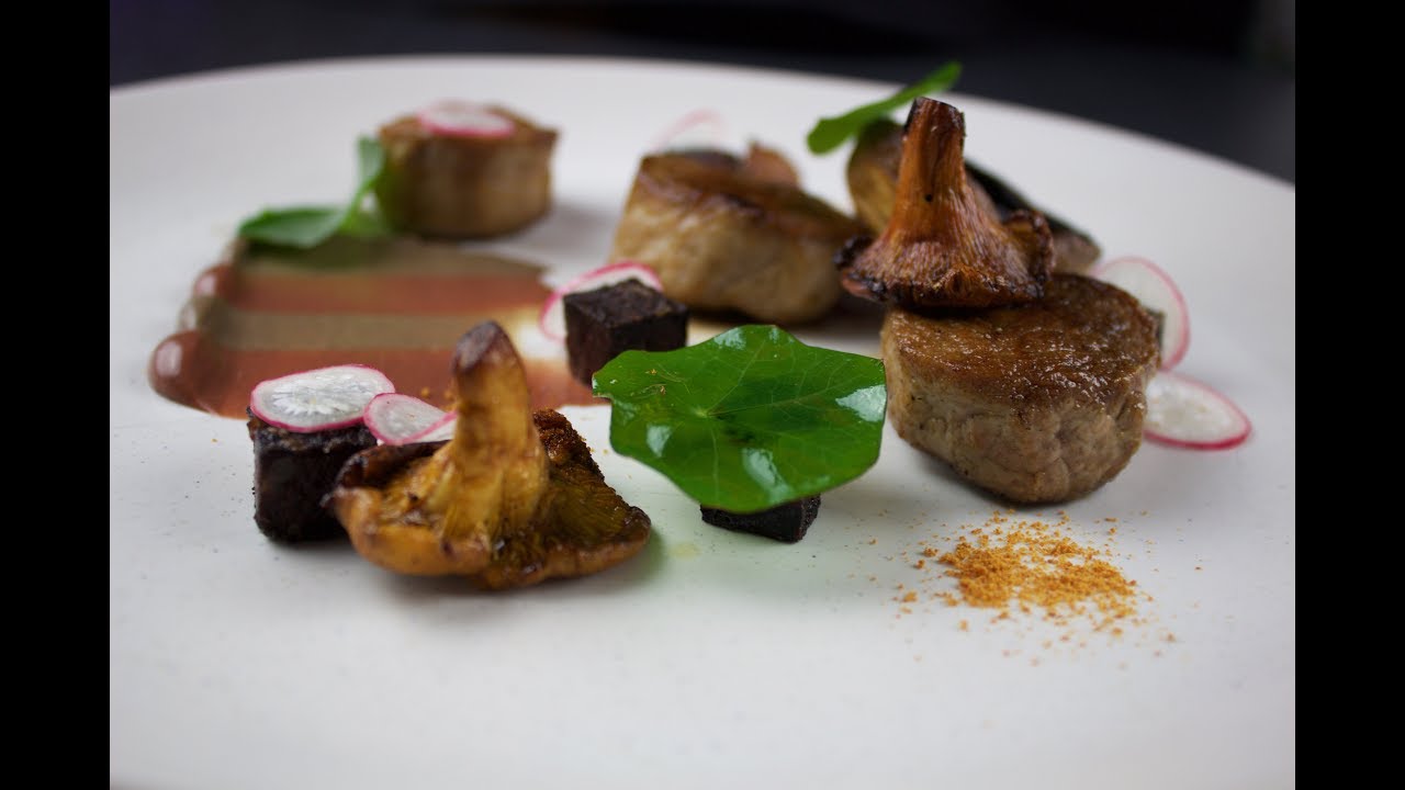 Plating food #50 | Pork fillet steak, black pudding, mushroom, radishes ...