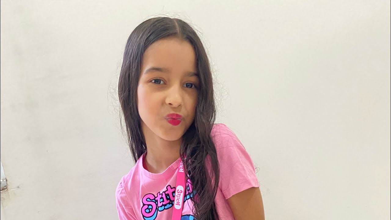 Júlia Sofia Braga está ao vivo! - YouTube