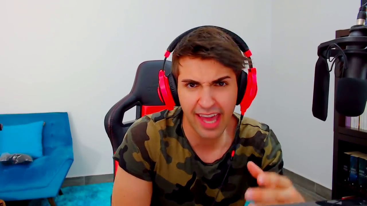 Hueva reacciones a sus primeros videos - YouTube