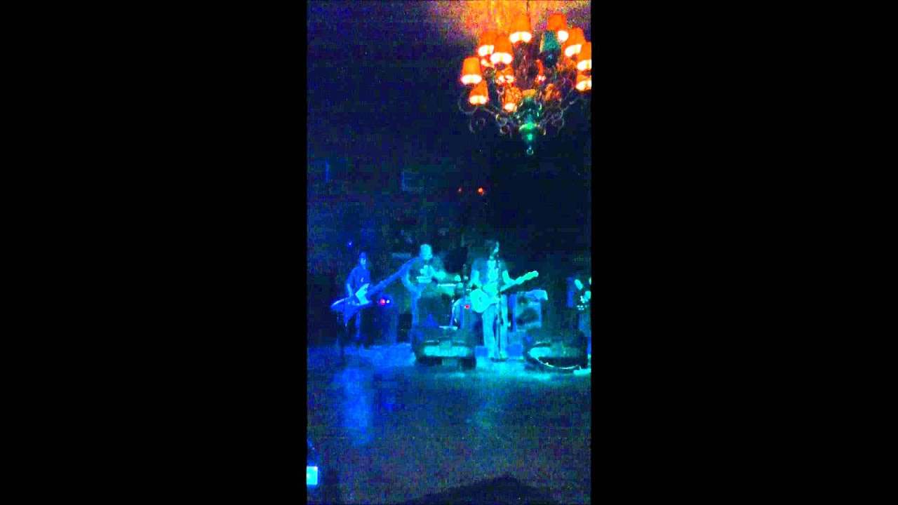 Alapapa by Pakito Jones & Sir Rex Kantatero - YouTube