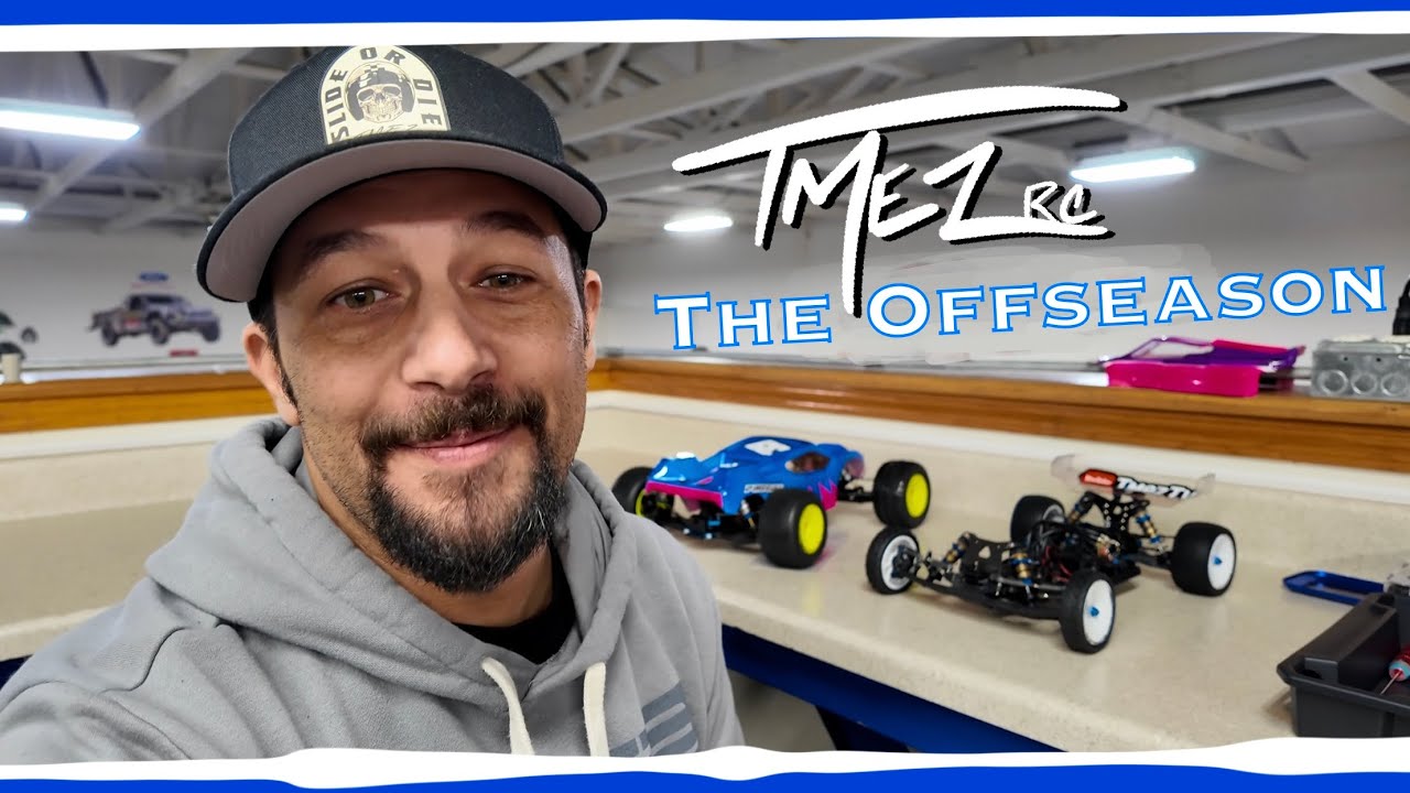 Racing RC Cars at Indy RC - YouTube
