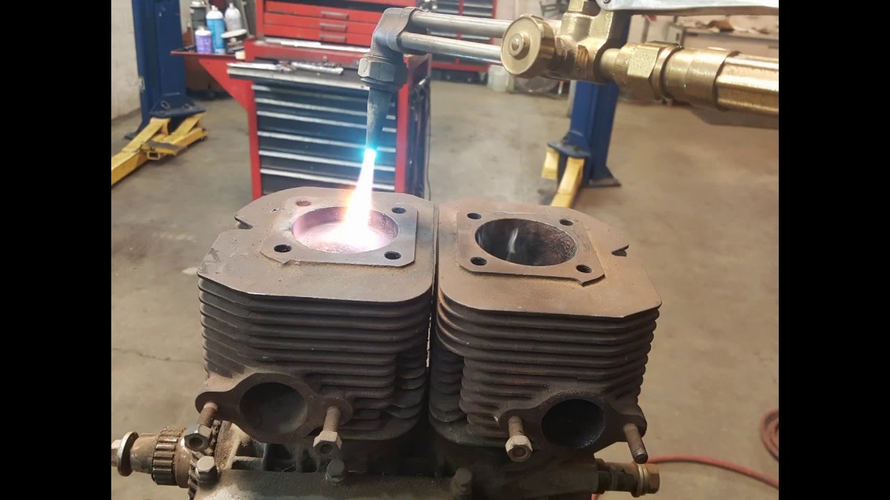 Unsticking Rusted Subaru 360 Pistons - YouTube
