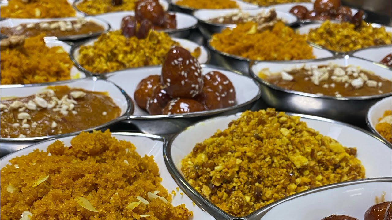 How to make Traditional emirate sweets. #asida #khabisa #logaimat - YouTube