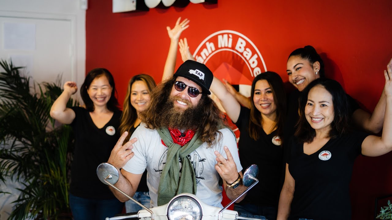 Corbin on the Street: Bánh Mì Babe - YouTube