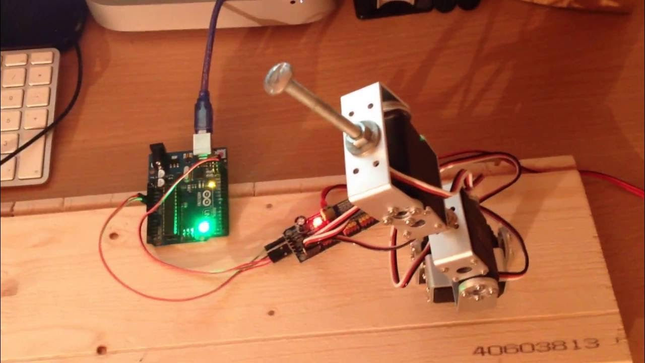 Robot leg with servo motors and Arduino - YouTube
