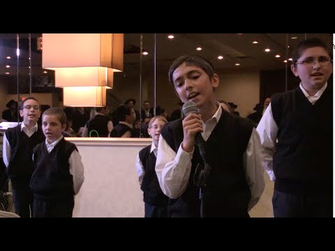The Clifton Cheder Boys Choir 2015 with Yossi Newman - YouTube