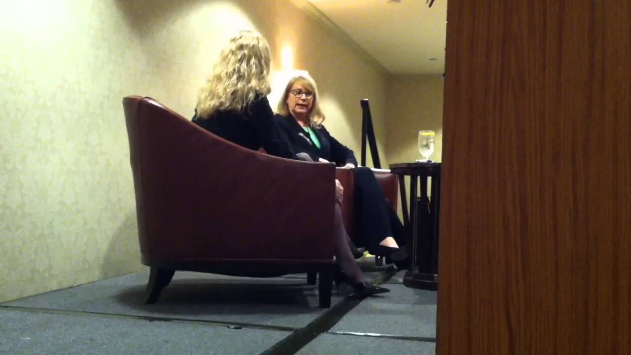 Bank of America's Cathy Bessant discusses women in leadership - YouTube