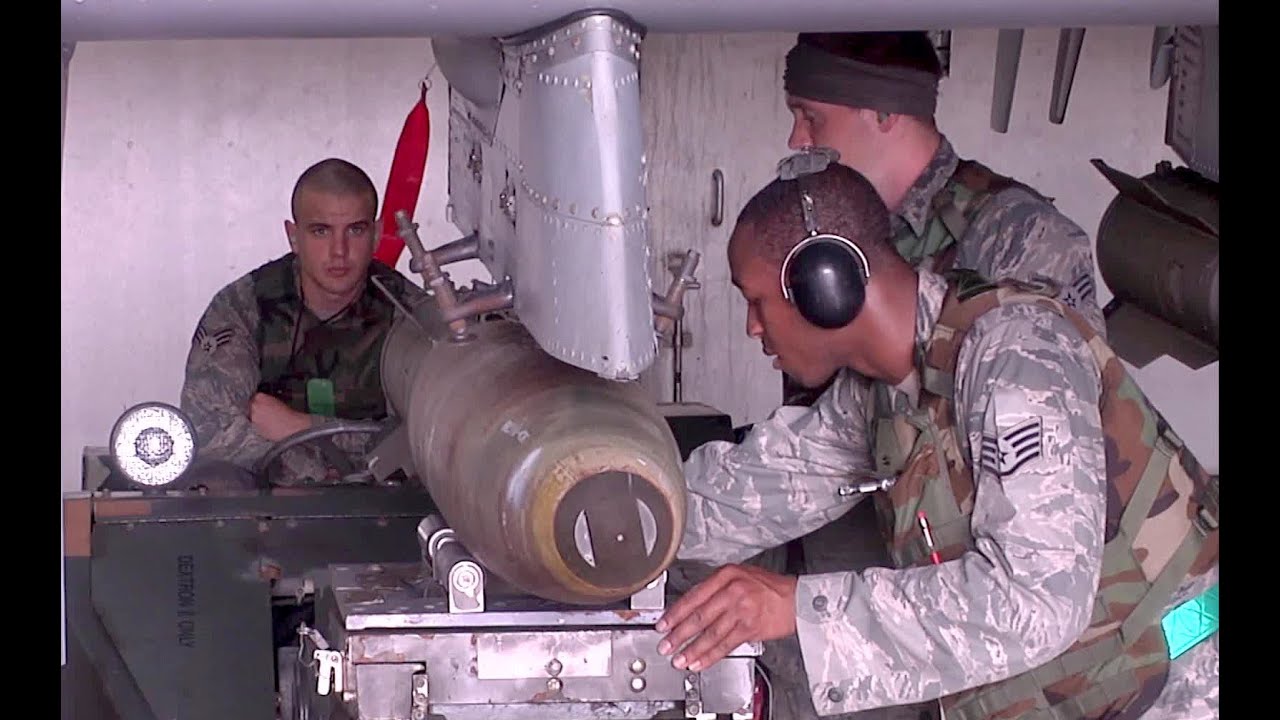 A-10 Thunderbolt II Weapon Load at Osan Air Base, Republic of Korea ...