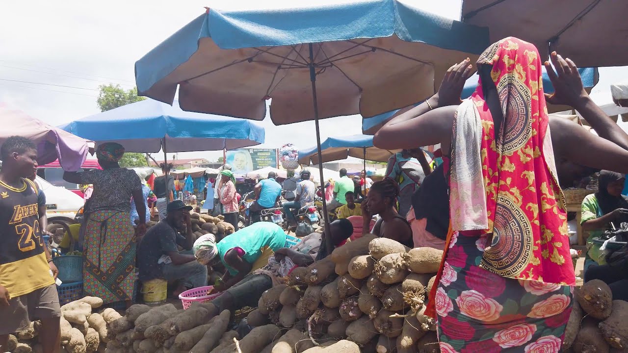 AFRICA INDOOR AND STREET MARKET GHANA ACCRA MADINA - YouTube