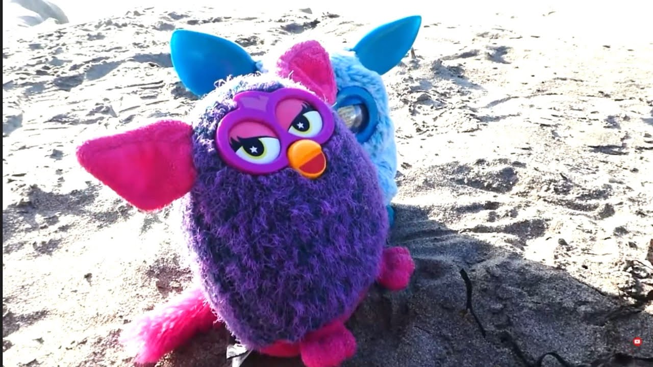 Historias de Furbys - Bendito Pez - Doblado al Español - YouTube