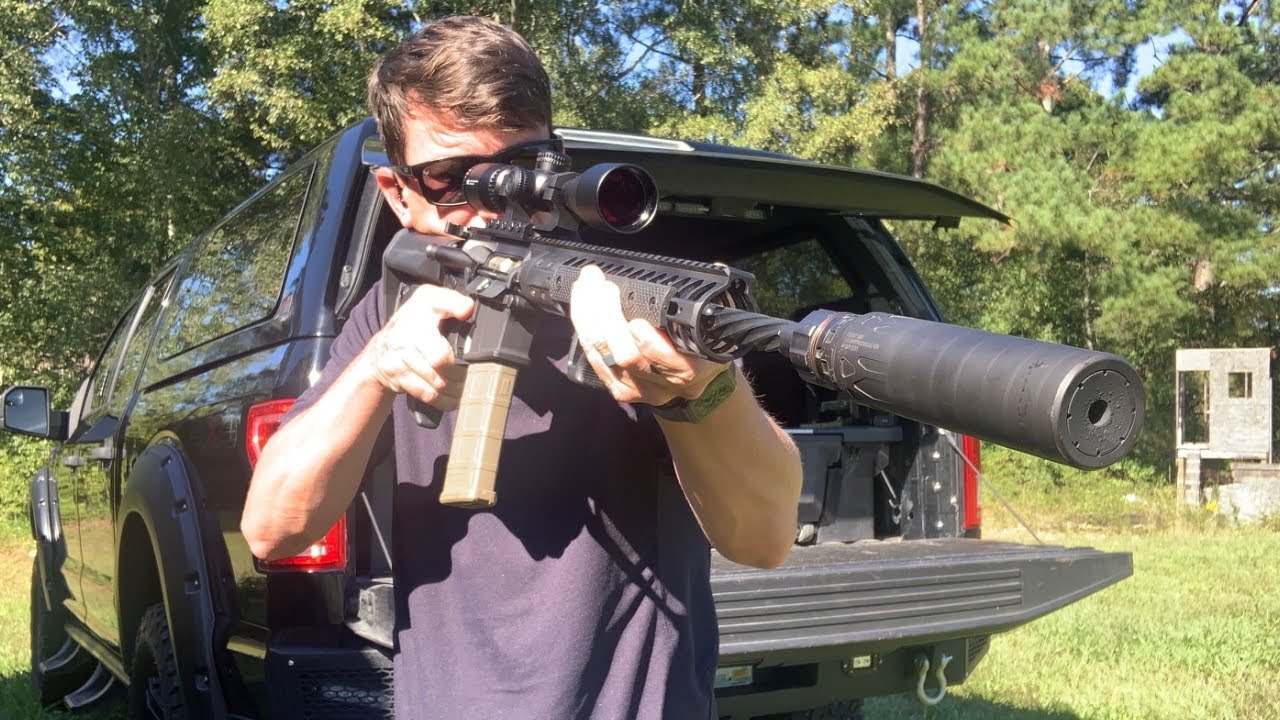 LWRC M6IC AR15 Gun Review - YouTube