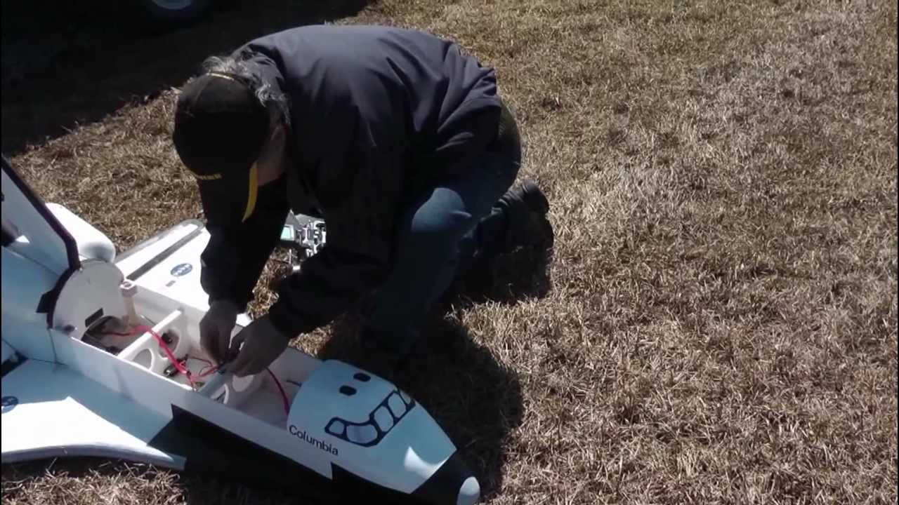 RC Space shuttle Valleyfield - YouTube