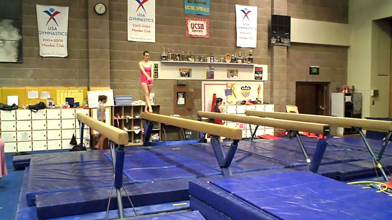 Front Tuck on Beam - YouTube