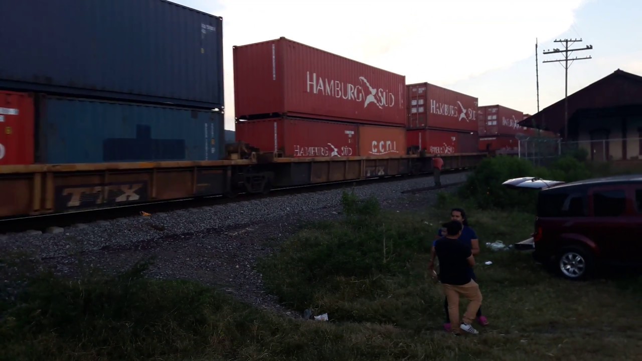 Tren Intermodal 99.9% doble estiba en Atequiza Jalisco! GE 4551 - YouTube