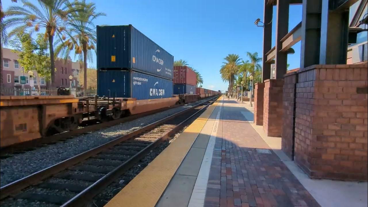 BNSF Intermodal Train leads by 9167 SD70ACE at Fullerton Station 11/25/2023 #bnsf #railfanning ...