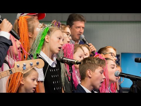 Всем первоклассникам России посвящается! Дети перепели \