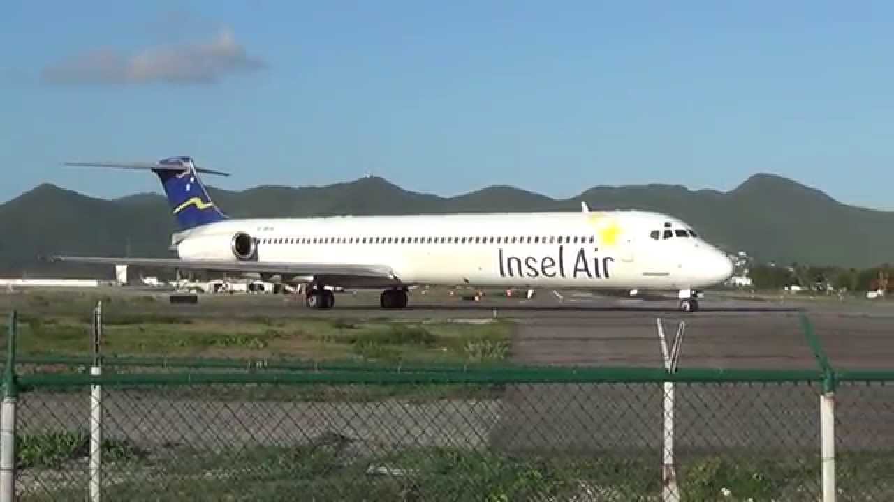 Insel Air Pilots Depart CLOSE UP to Maho Beach - YouTube