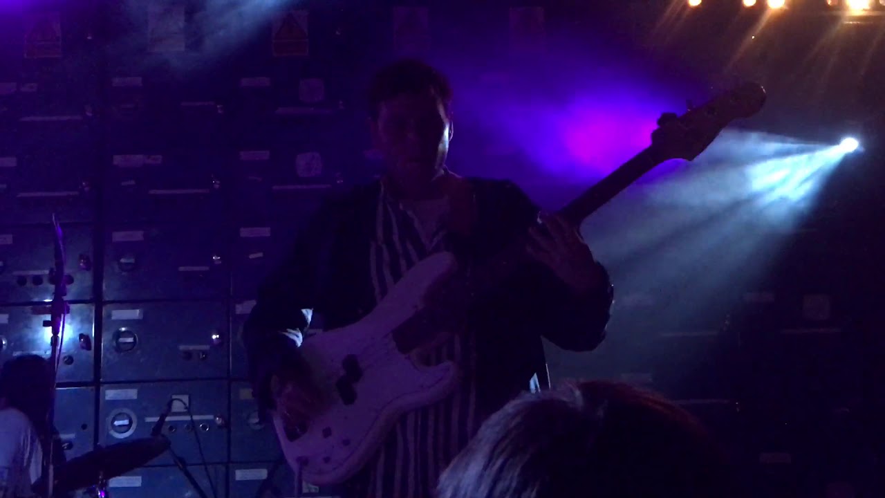 Snail Mail ‘Heat Wave’ Gorilla Manchester 4/6/19 - YouTube