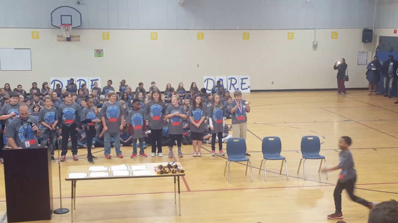 MyTi's 5th Grade Dare Graduation(2) - YouTube