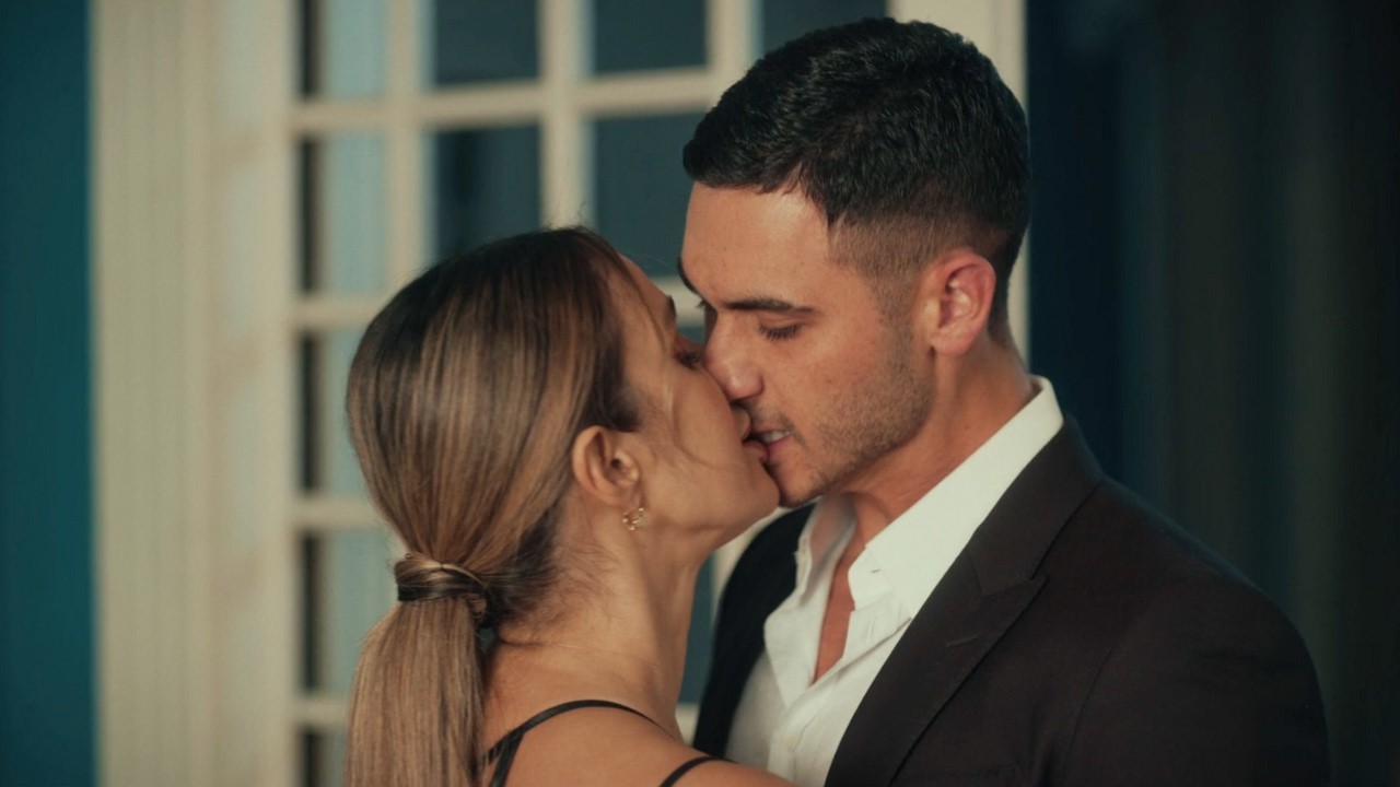 Man Cheating His Fiancée with 40-year-old woman | Dark Desire | S2 | E10 - YouTube