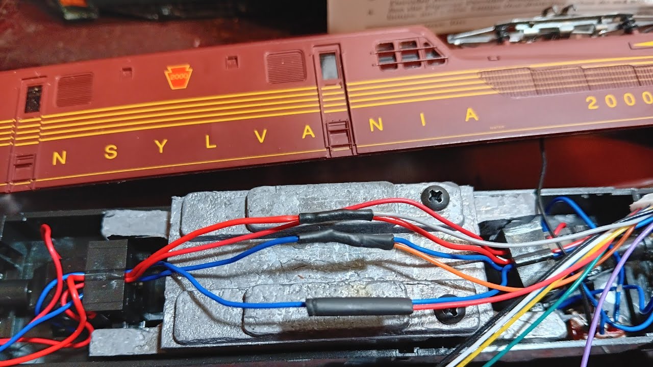 Adding a DCC decoder to a IHC GG1 in ho scale project - YouTube