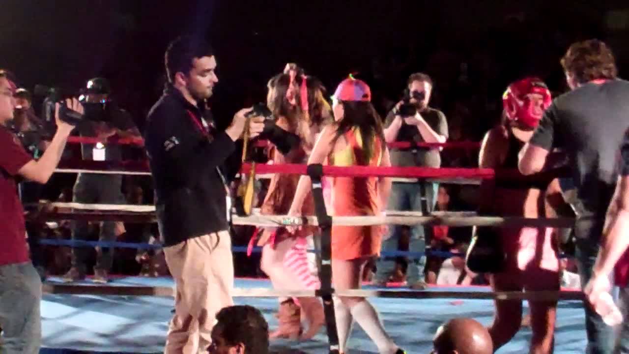 AMA Entourage Fight Night 2012 - YouTube