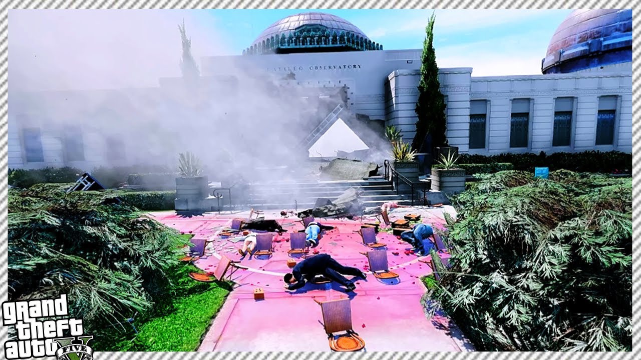 GTA 5 - BOMB EXPLOSION ATTACK - YouTube