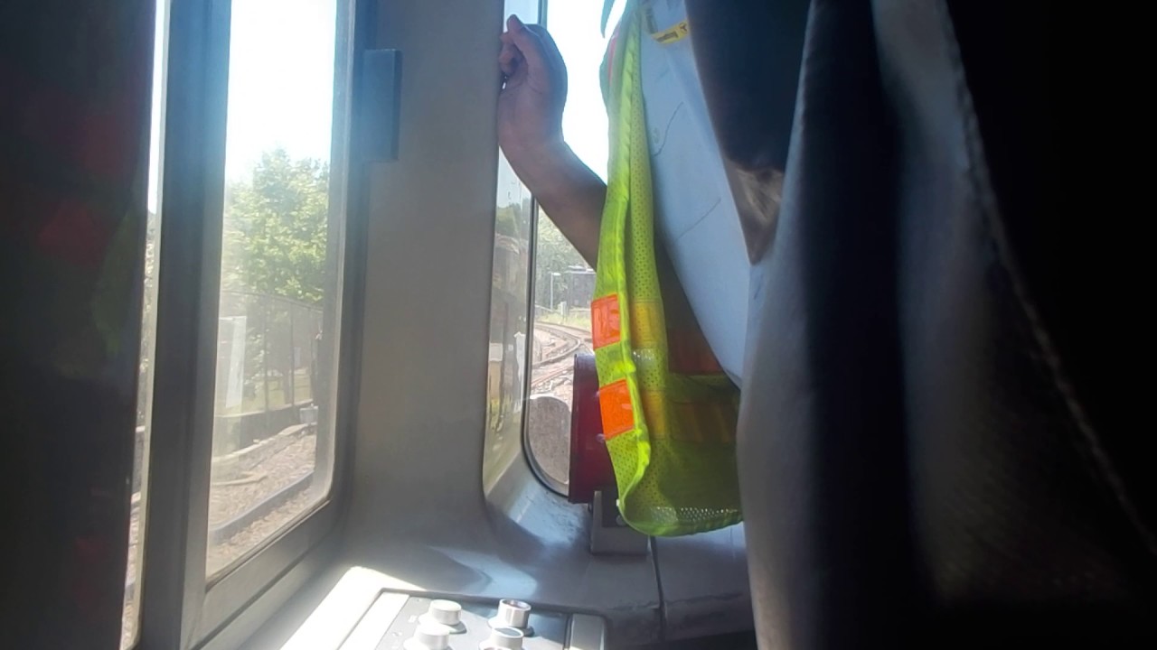 MBTA red line train ride from JFK/UMASS to Shawmut - YouTube