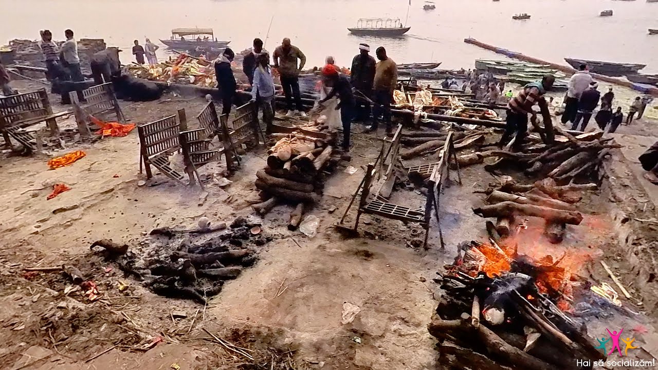 Witnessing the Sacred Rituals: Cremation at Manikarnika Ghat, Varanasi ...