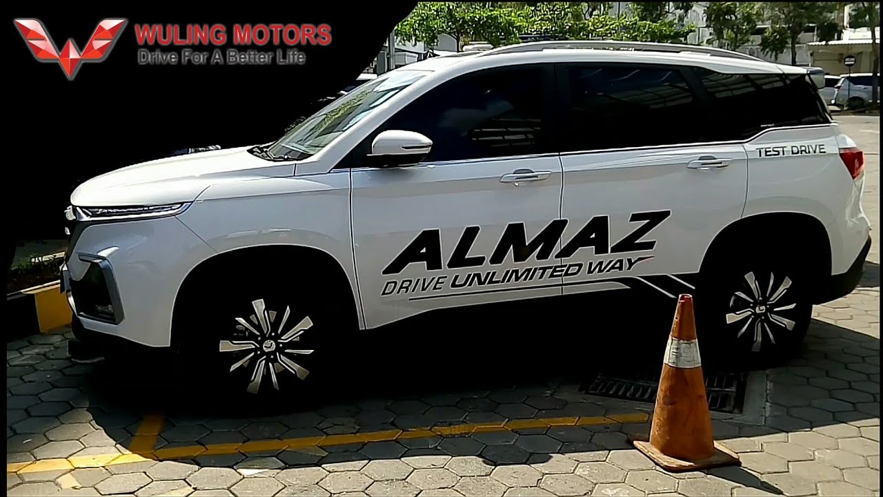 📹 V-Log | WuLing's SUV, The 2019 WuLing Almaz Turbo In Depth Tour And ...