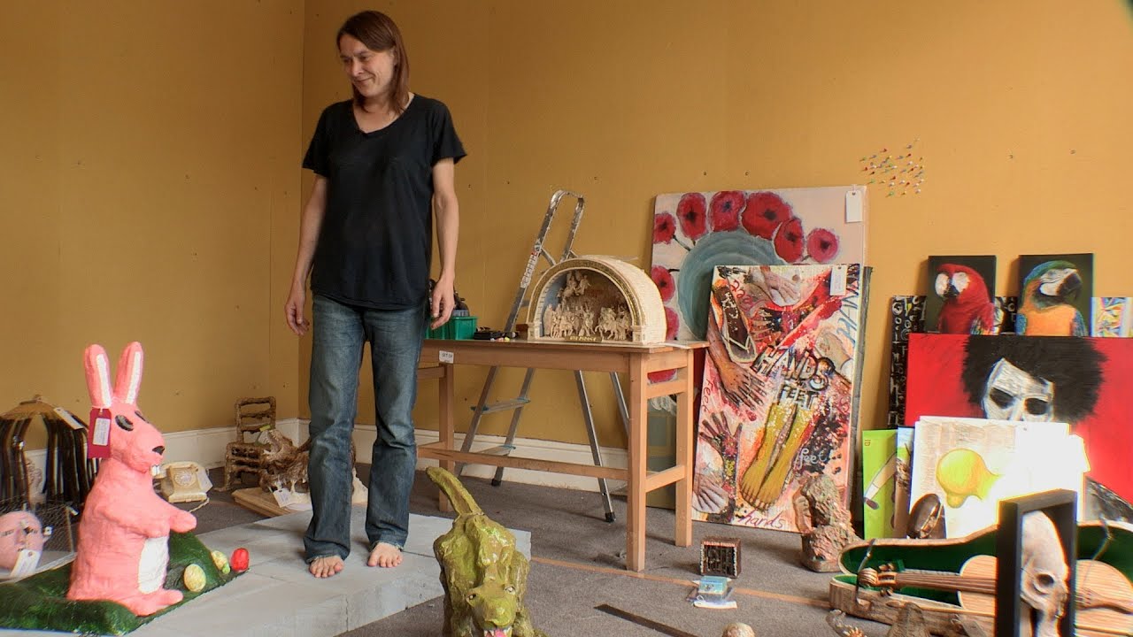 Sarah Lucas curates Free - YouTube