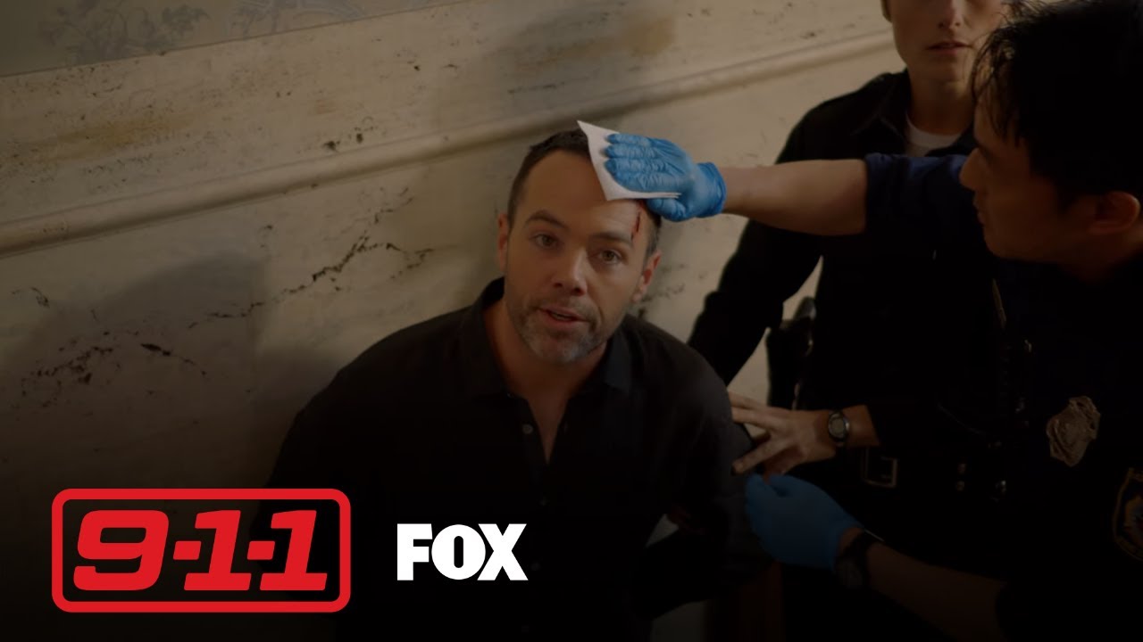 First Responders Arrive On The Scene For A Domestic Incident | Season 1 ...