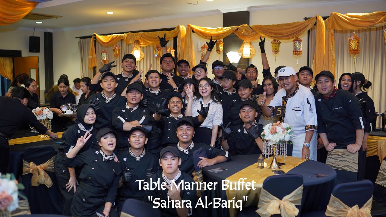 Table Manner Buffet "Sahara Al-Bariq" - YouTube