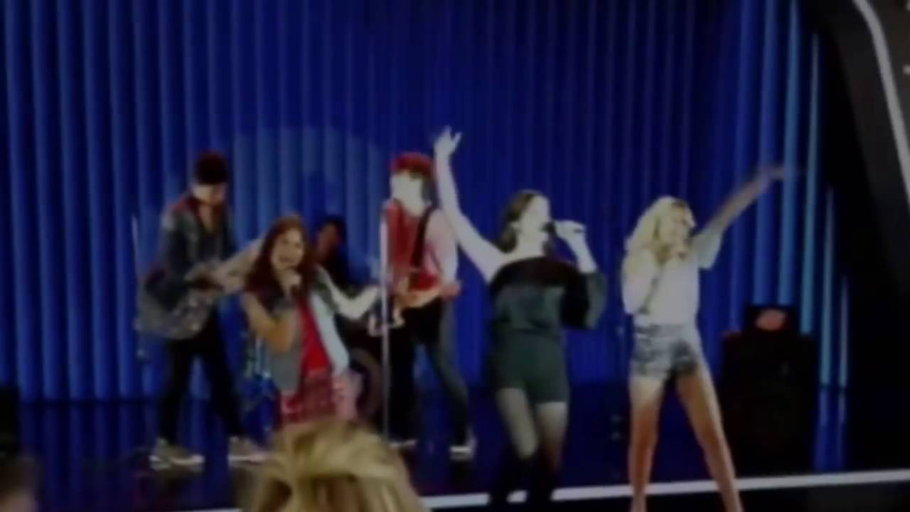 Soy Luna Sofia Carson Promo Este Lunes Hd Youtube 9595