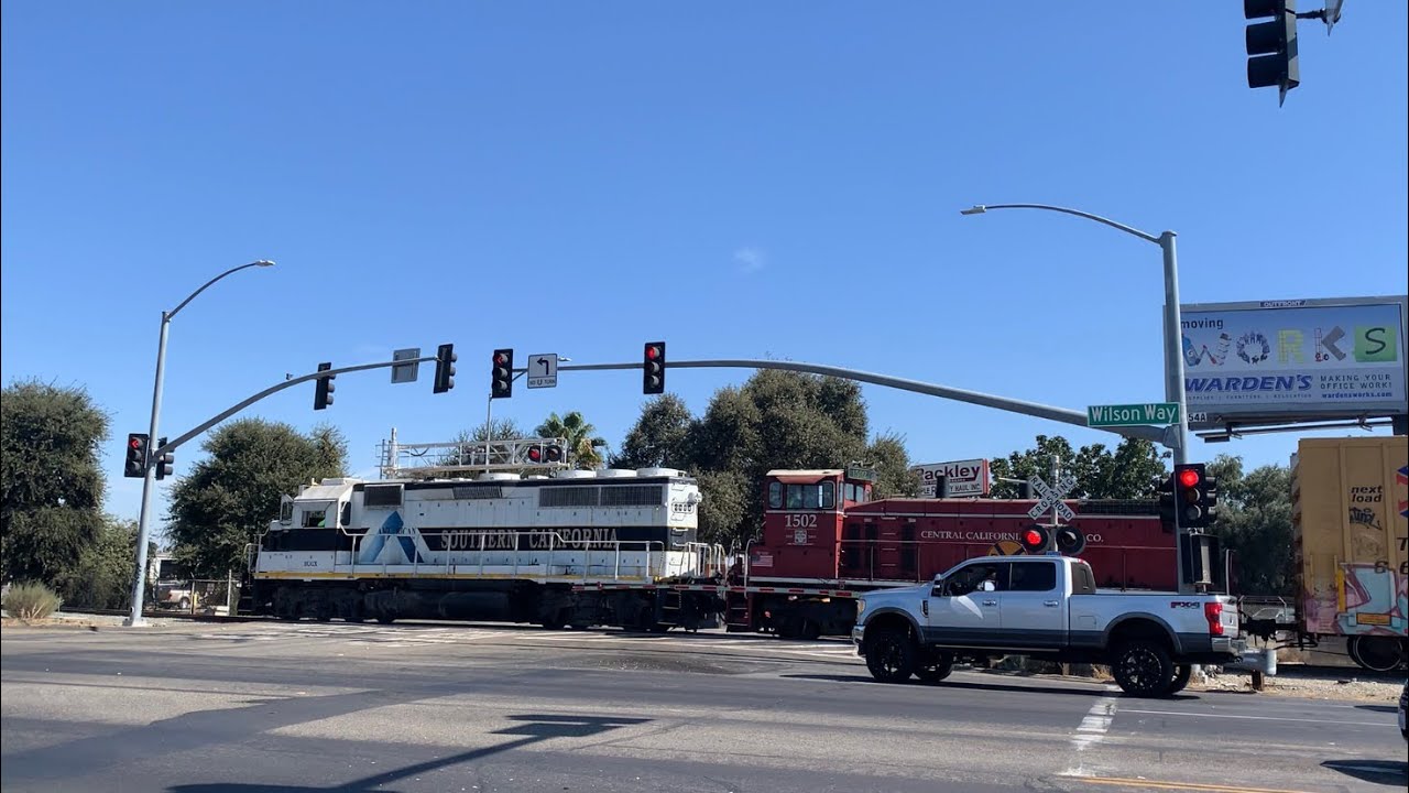 BUGX 2000 Leads CCT Lodi Flyer Local East - Newton Road Railroad ...