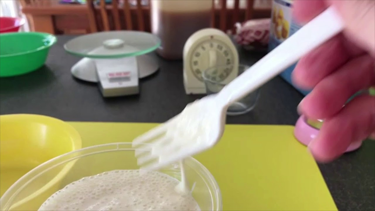 IDDSI Level 3: Moderately Thick Fork Drip Test - German - YouTube