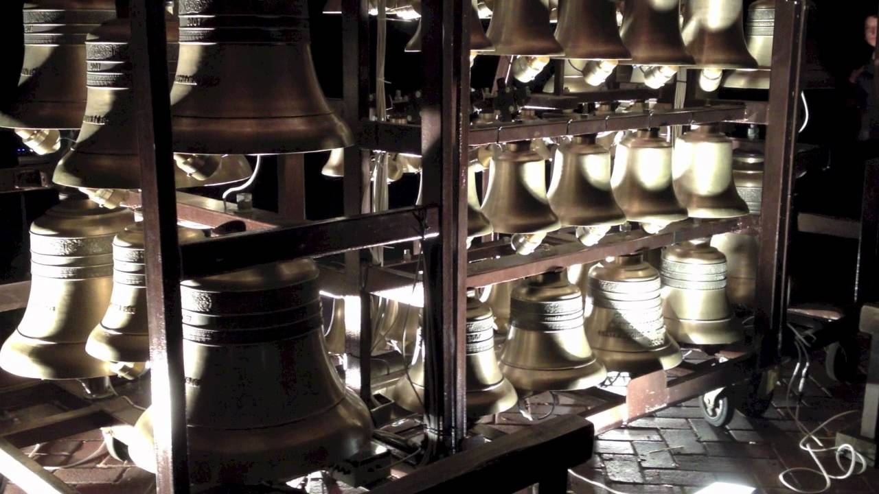 Carillon Bell Tower Kiev - YouTube