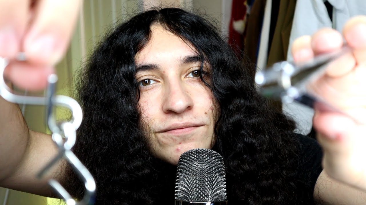 ASMR VERY METAL TRIGGERS (METALLIC I GUESS) 🗜️ - YouTube