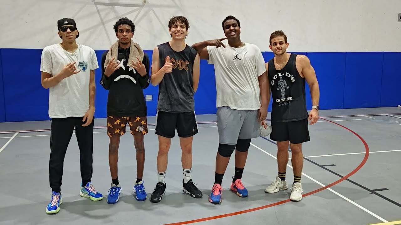 4 Team Tournament Final (uncut) - YouTube