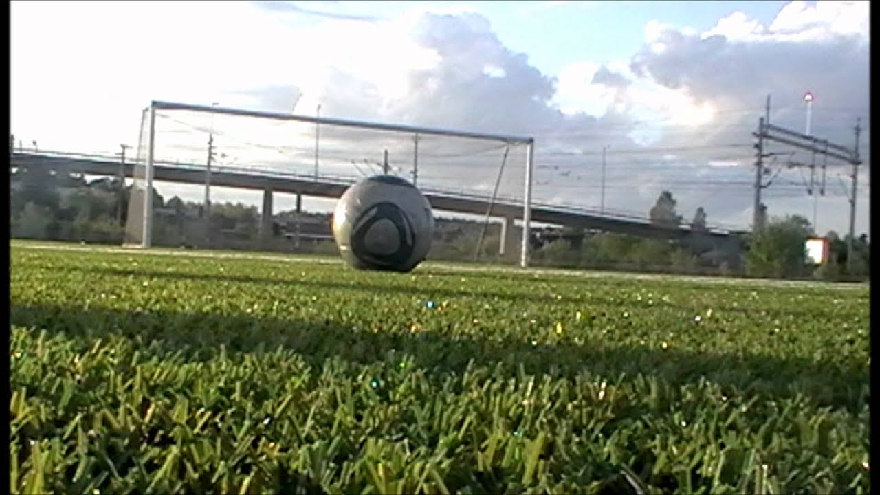 Knuckle/Dip Freekicks volume 1 - HD 1080p - YouTube