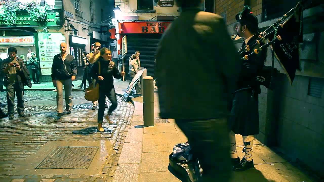 Irish street Musican/ Traditional Scottish Live Music. - YouTube