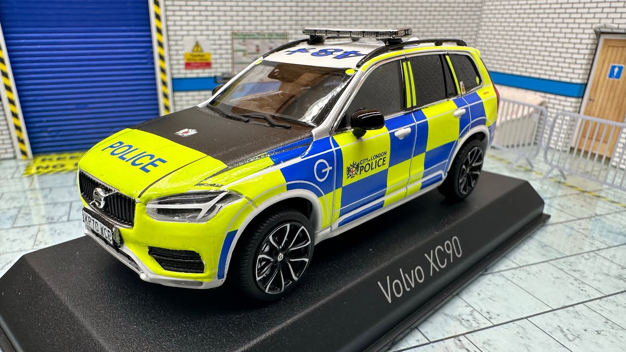 1:43 Volvo XC90 City of London Police Armed Response Unit Model - YouTube