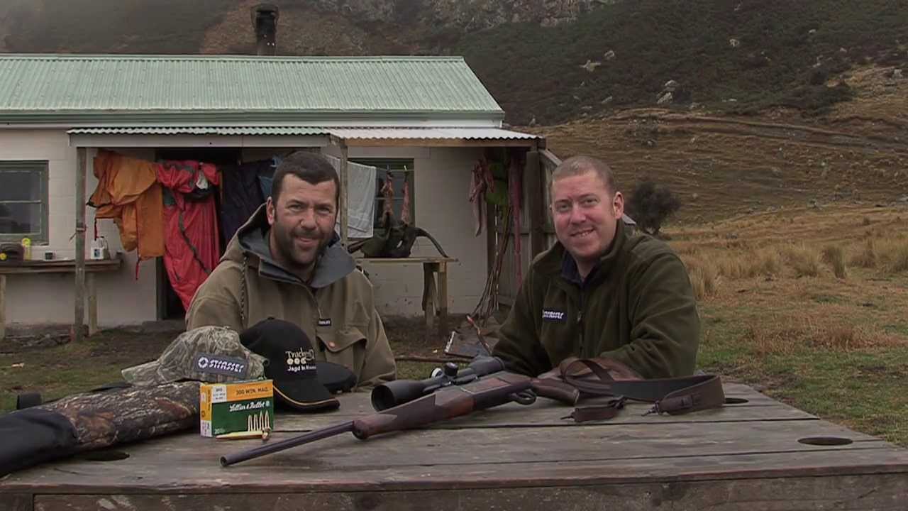 STRASSER RS05 Hunting Rifle - YouTube