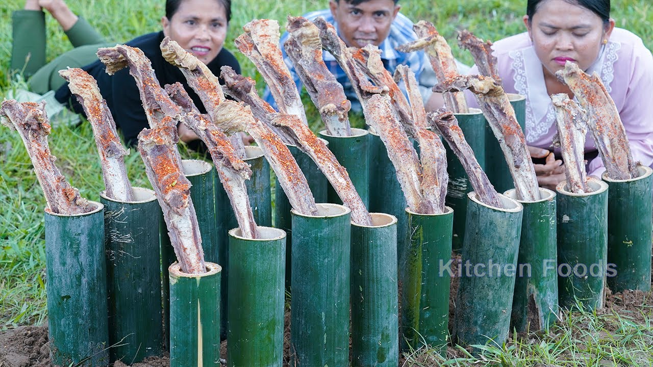 Roast Biggest Cow Rib With Turmeric Leaf in Bamboo - Cooking Village ...