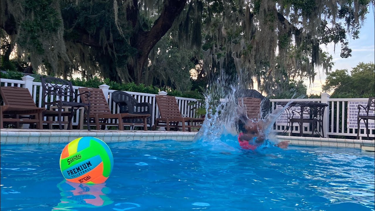 Pool party for kids - YouTube