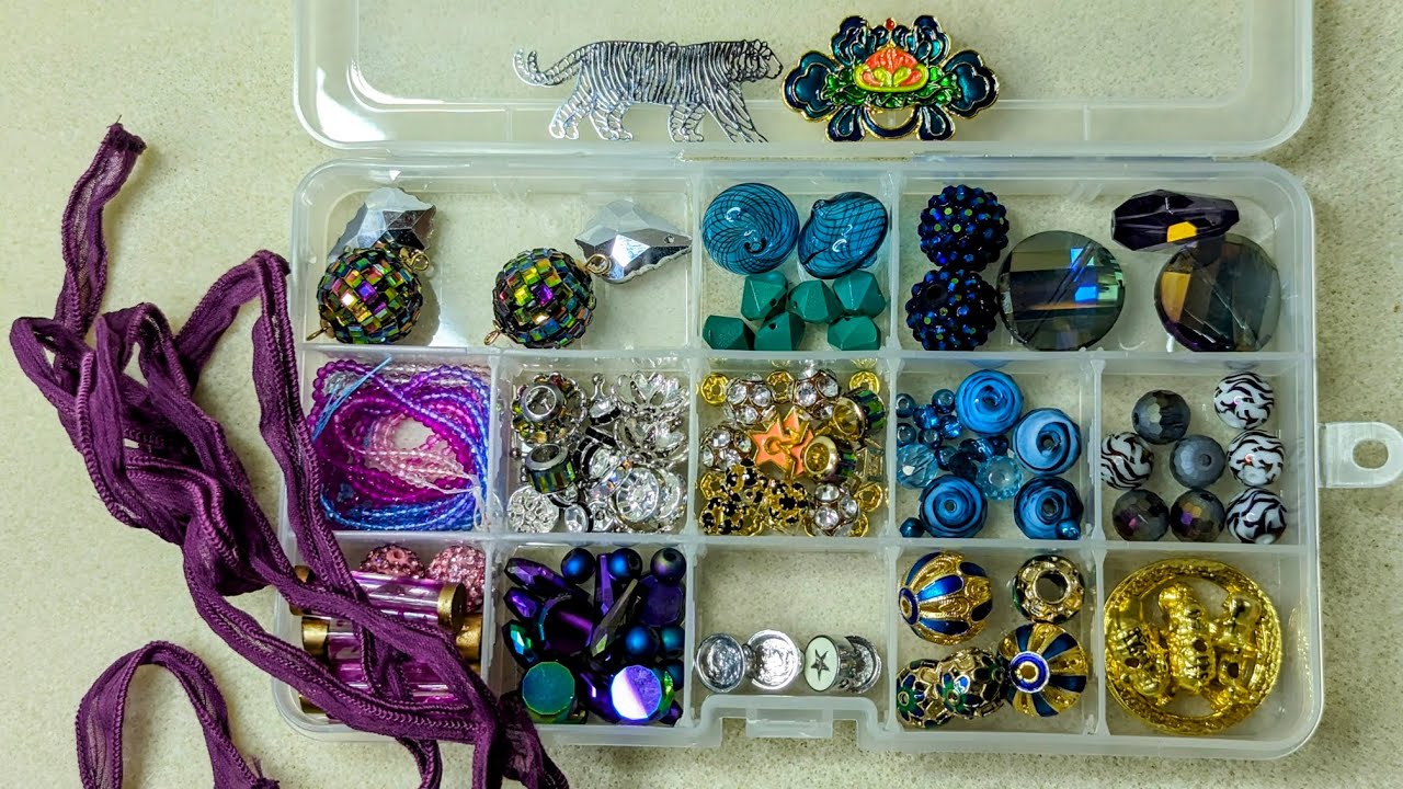 Organizing the Jan '24 JJB Magical Mystery Bead Box: Cirque - YouTube