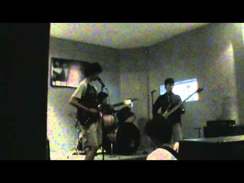 Arctic Monkeys - Dancing Shoes (Covered by Aletta Ocean Band)