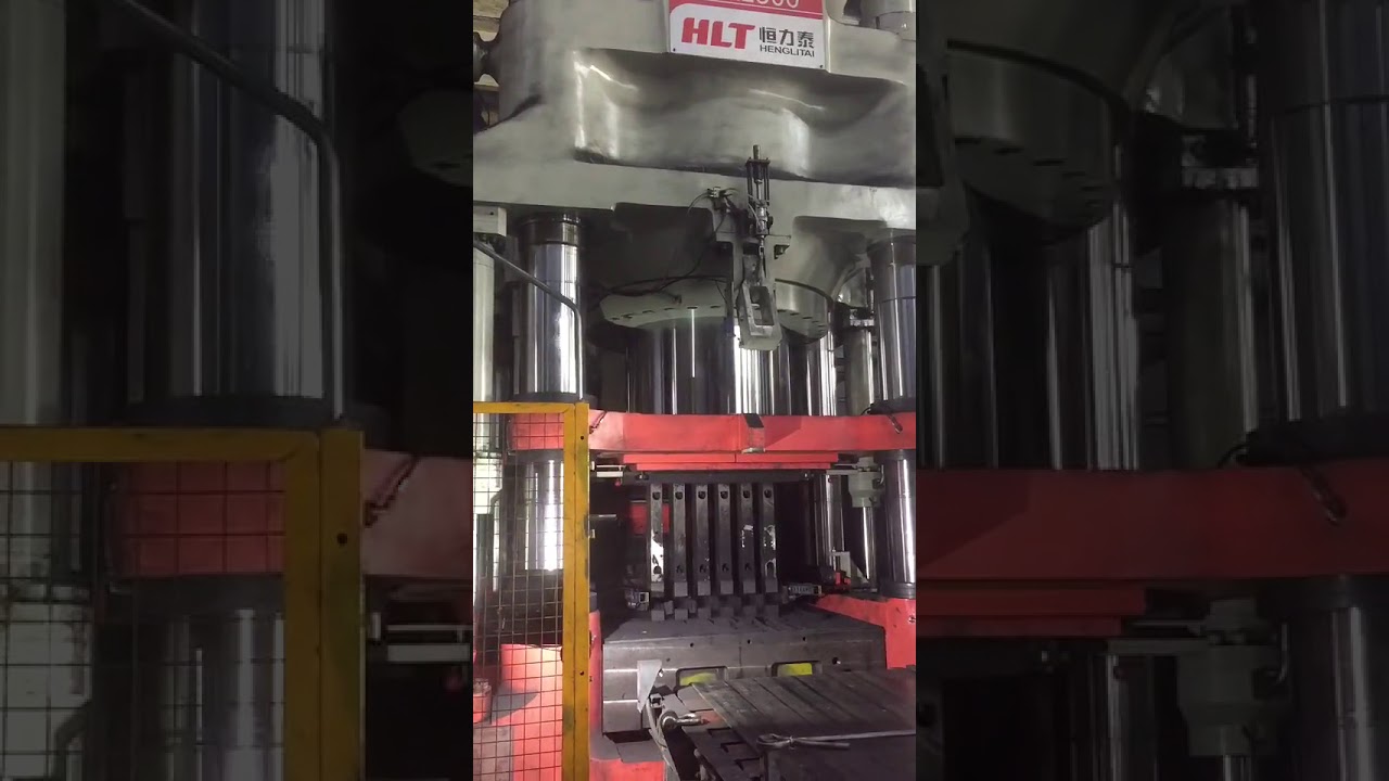 HLT Refractory Press for RHI-M - YouTube