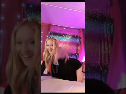 Aussiejess on bigo #dancing teasing #skirt 😏🥵😍